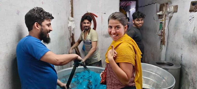 Mumbai: Slum Tour Dharavi & Dhobi Ghat Laundry with a Local - The Itinerary Breakdown: Seeing the Real Mumbai