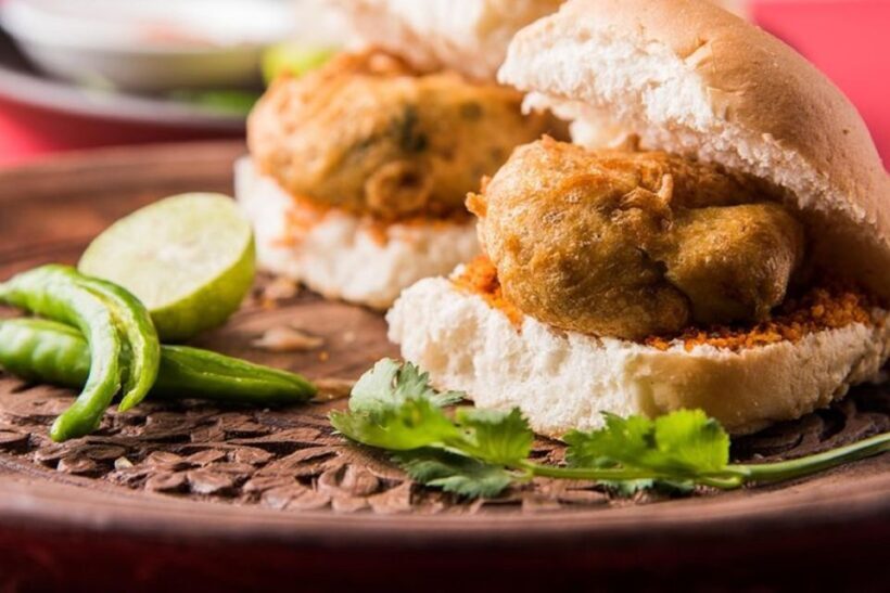 Mumbai: Street Food Crawl - Exploring Mumbai’s Street Food Scene: A Detailed Review