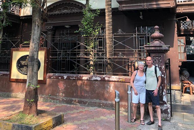 Mumbai Tour: The Most Famous Historical Spots By Car - Overview of the Tour Experience