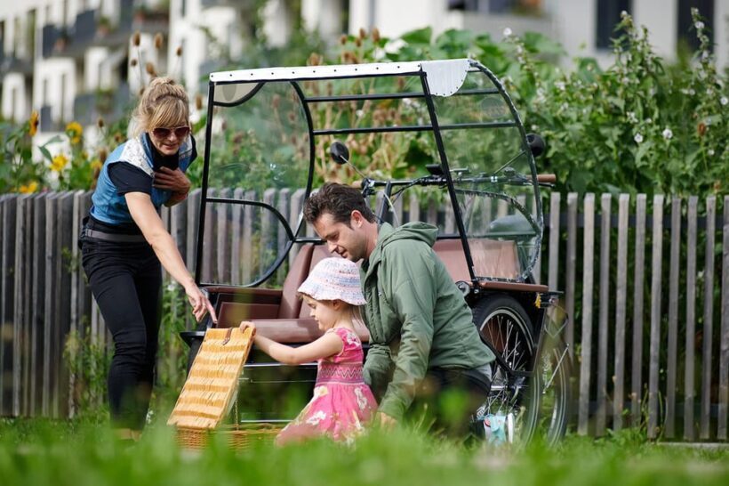 Munich: Day-rent rickshaw and explore Munich yourself - Practical Tips for Your Ride
