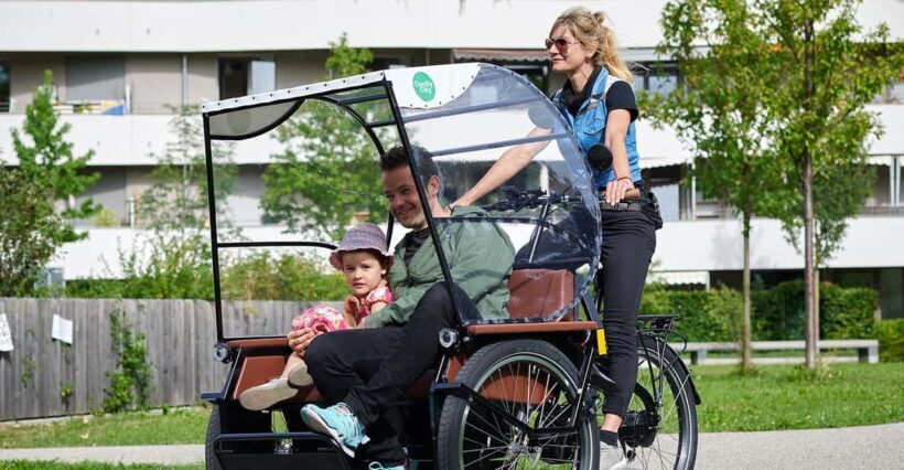 Munich: Day-rent rickshaw and explore Munich yourself - The Sum Up