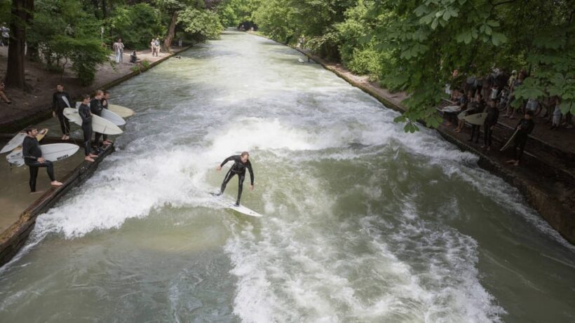 Munich: Eisbachwelle River Surfing Experience - Who Should Consider This Tour?