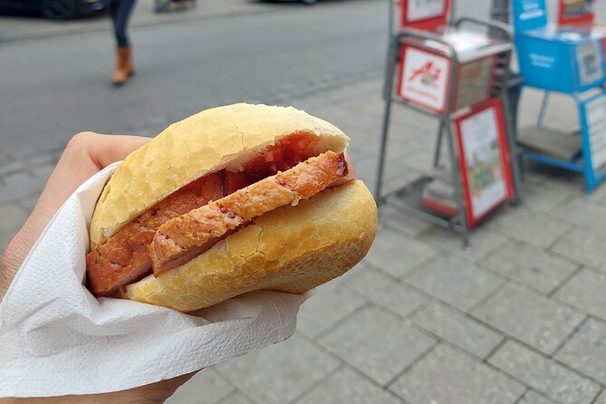 Munich Food Tour with Full Meal & Drinks by Do Eat Better - Final Stop at St.-Jakobs-Platz: Honey Wine or Schnapps