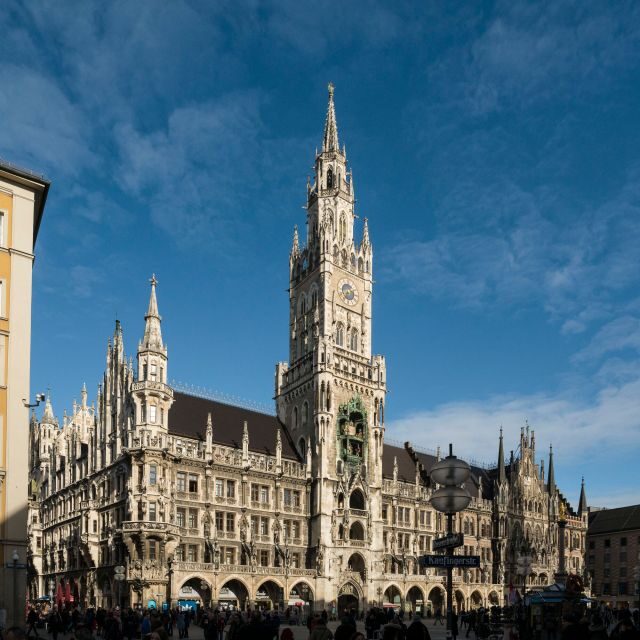 Munich: Guided Tour of the historic Town Hall on Marienplatz - Who Will Enjoy This?