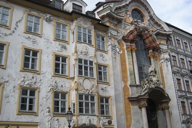 Munich Highlights 3-Hour Private Walking Tour - The Value of a Guided Experience