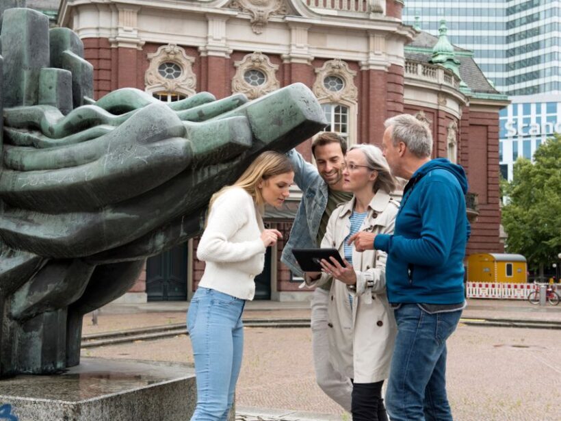 Munich Maxvorstadt: Outdoor Crime Mystery Game - Who Would Enjoy This the Most?