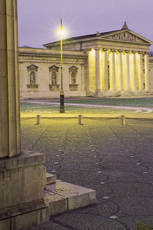 Munich: National Socialism Historical Tour in GERMAN - Key Points