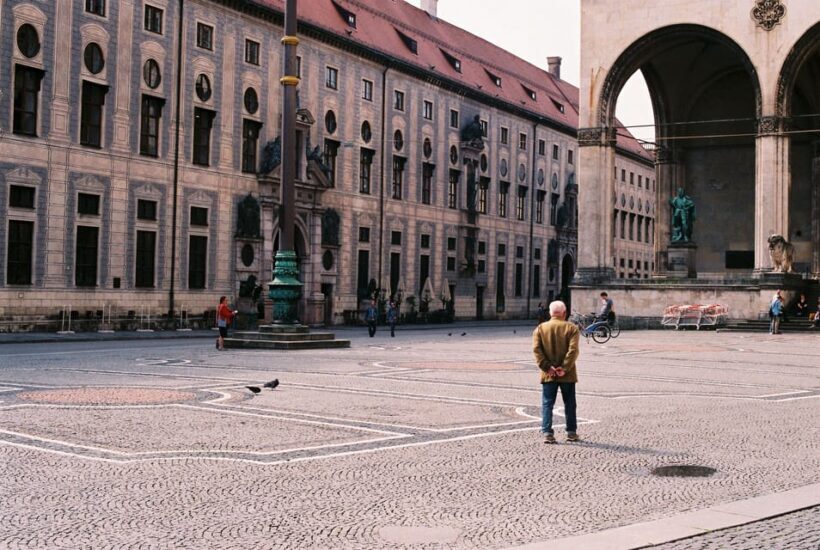 Munich Private Guided Walking Tour with Deutsche Museum - A Closer Look at the Tour Experience