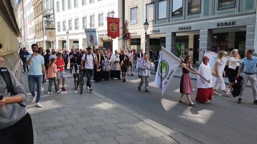 Munich: Private walking tour - Churches of Munich - Why This Tour Offers Value