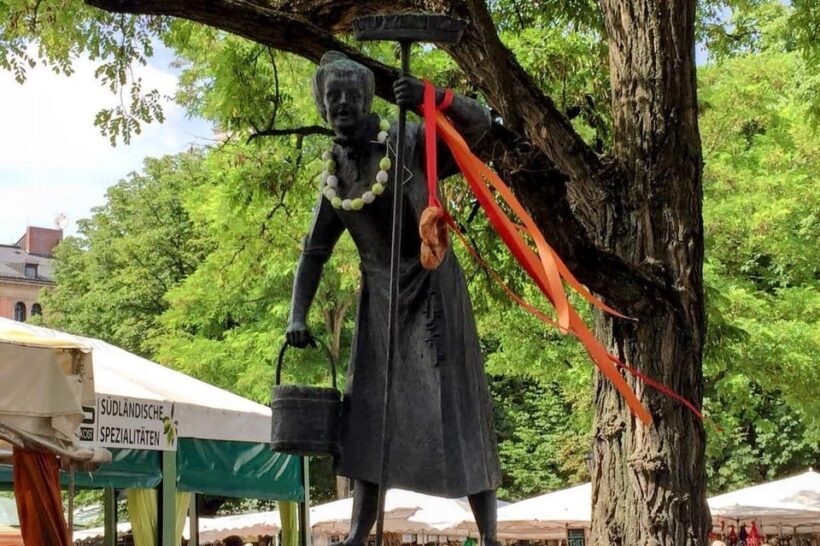 Munich: Self-guided sightseeing scavenger hunt for families - The Experience: Pros and Cons