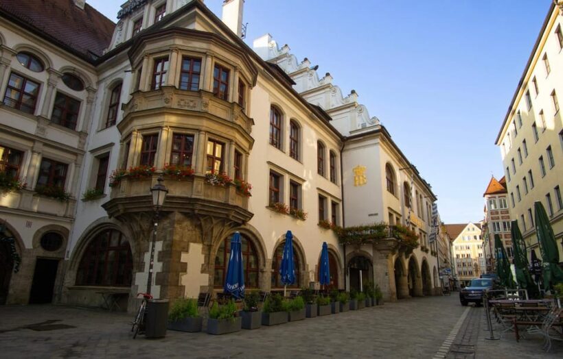 Munich: Walking tour of the old town with all your senses - The Sum Up