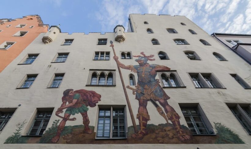 Munich:REGENSBURG MEDIEVAL BEAUTY-PRIVATE GUIDED TOUR BY CAR - The Sum Up