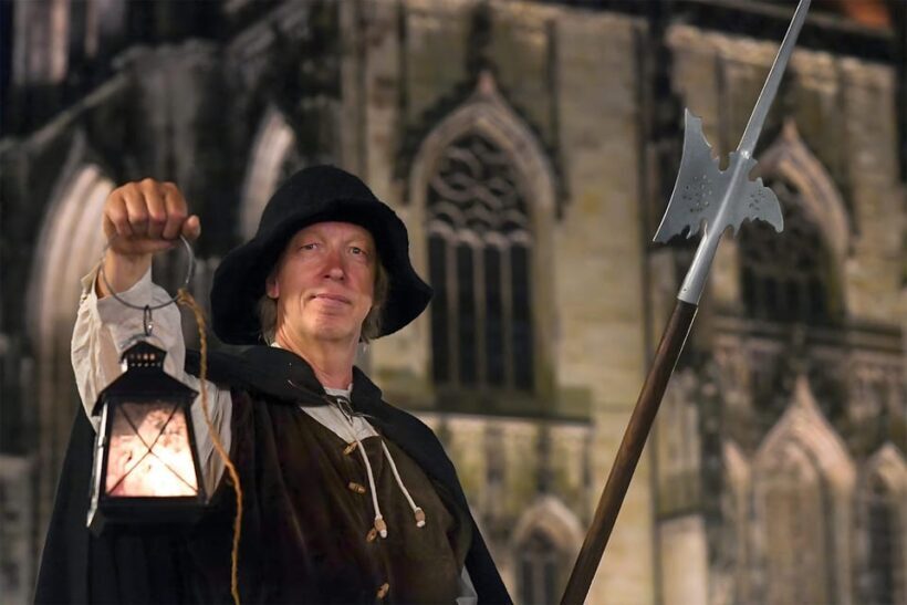Münster: Night watchman tour through the old town - An engaging introduction to Münster’s evening charm