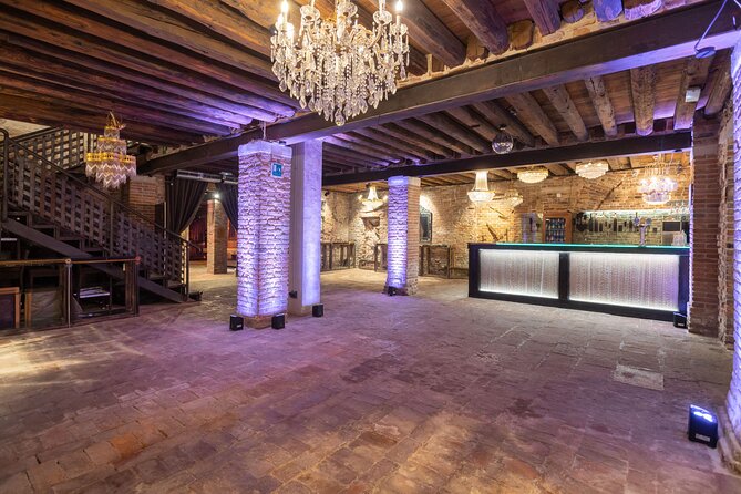 Murano Glass Blowing Demonstration-The Glass Cathedral - Features and Inclusions of the Tour