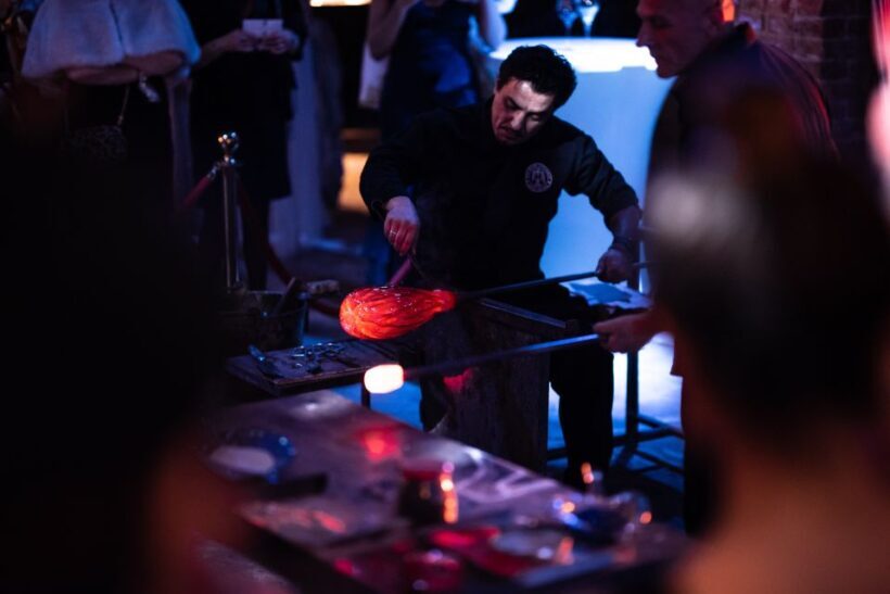 Murano: Glass Blowing Demonstration with Optional Drinks - An In-Depth Look at the Murano Glass-Blowing Demonstration