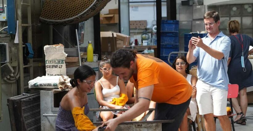 Murano: In Depth Glass Factory Guided Tour - Key Points
