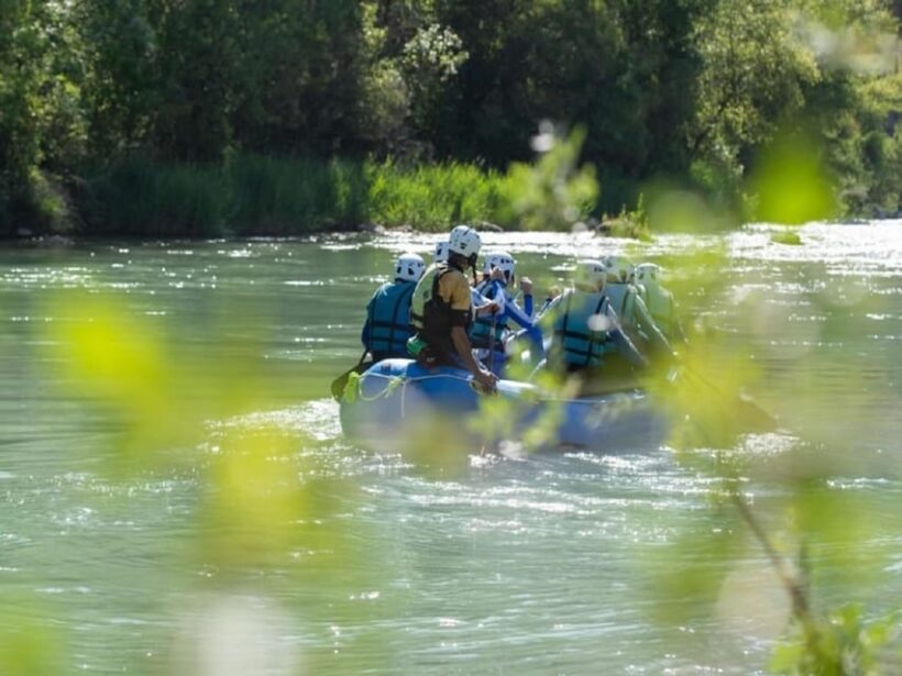 Murillo de gállego: Family Rafting in Huesca - What Makes the Guides and Equipment Special?