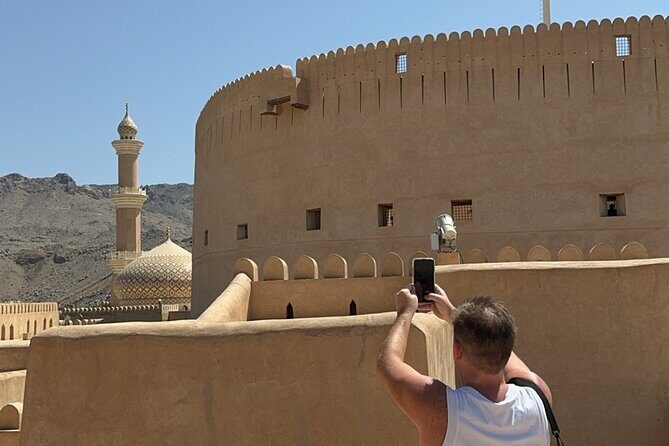 Muscat: Private Luxury Airport & Hotel Transfer - An In-Depth Look at the Muscat Private Transfer