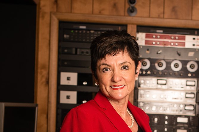 Muscle Shoals Sound Studio Tour in Sheffield Alabama - Guided Tour Experience and Behind-the-Scenes Stories