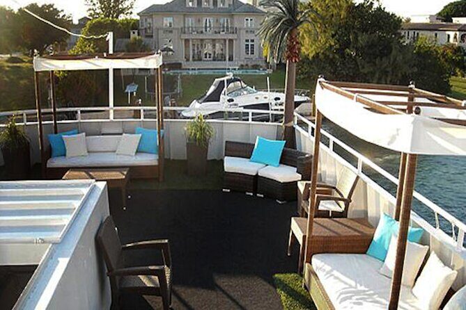 Musette Yacht Fort Lauderdale New Year's Eve Party Cruise - Key Points