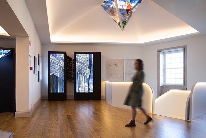 Museu do Vitral Entry Ticket with Wine Tasting - Who Should Consider This Tour?