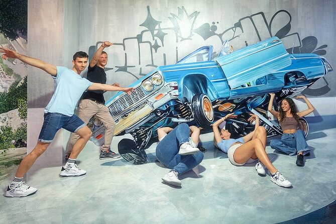 Museum of Illusions Guided Tour - Evaluating the Experience