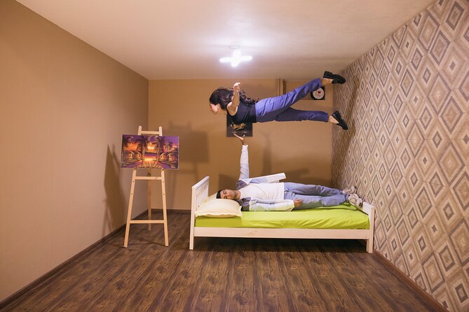 Museum of Illusions Tour Review - Guided Tour and Insights From Local Experts