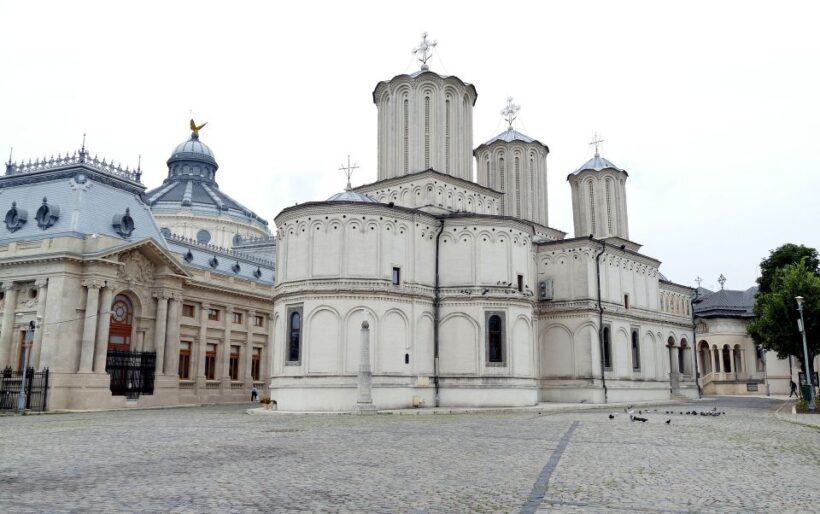 Museums and Galleries walking tour in Bucharest - What the Tour Includes and Costs