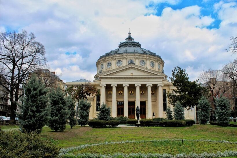 Museums and Galleries walking tour in Bucharest - Authentic Traveler Experiences