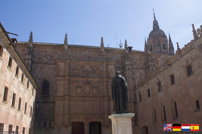 Must See Salamanca Walking Tour (Could Be Billingual) - Noteworthy Stops: From Casa De Las Conchas to Anaya Palace