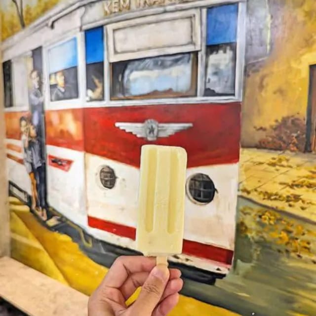 [Must-try] Hanoi Food Tour with Train Street - The Experience: Beyond Just Tasting