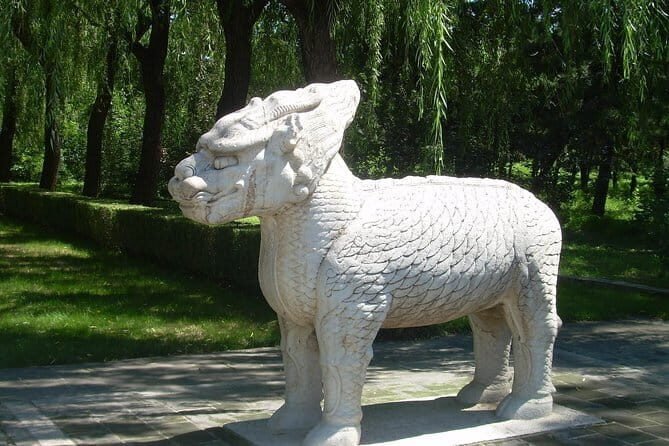 Mutianyu Great Wall and Ming Tomb Private Tour with English speaking driver - Key Points