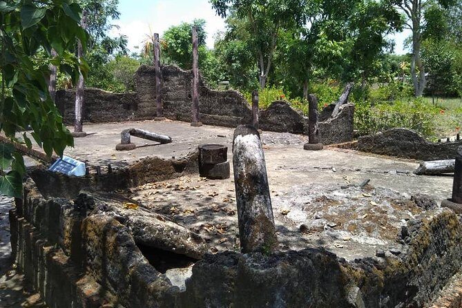 MY LAI MASSACRE Tour from Hotel in Da Nang City or Hoi An City ( Private Tour ) - Who Would Appreciate This Tour?
