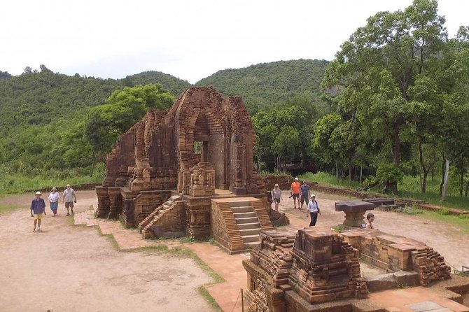 My Son early morning tour with Vietnamese lunch - What the Reviews Say