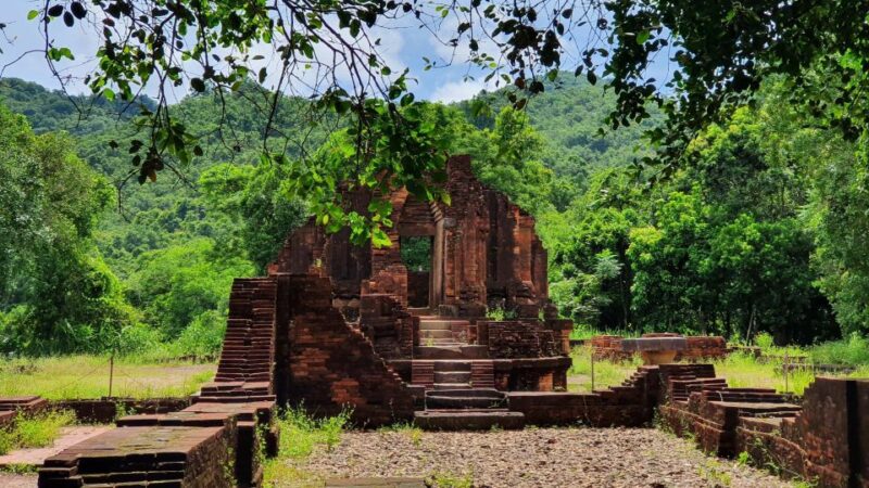 My Son sanctuary and Marble Mountains full day private tour - Exploring Marble Mountains: More Than Just a Scenic Climb