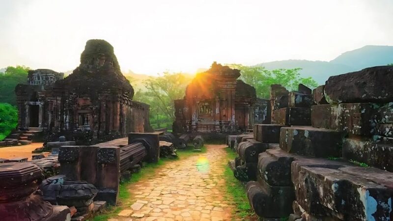My Son Sanctuary Early Morning Tour including Breakfast - Key Points