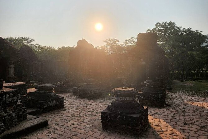 MY SON SUNRISE TOUR to avoid Crowds, Take Nice Photos from HOI AN or DANANG CITY - Key Points