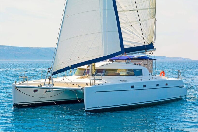 Mykonos Catamaran Delos Rhenia semi private cruise - Key Points