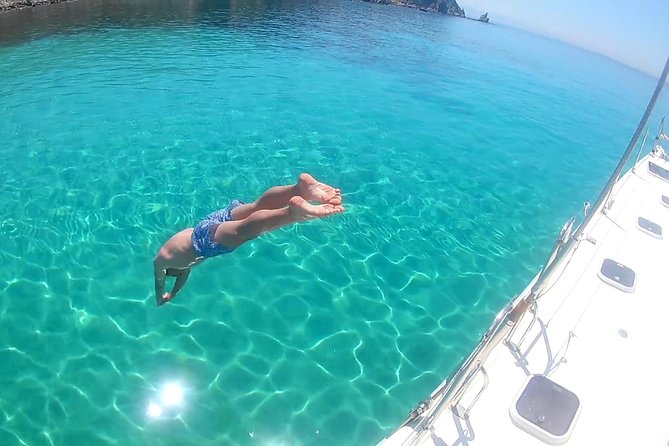 Mykonos Catamaran Full Day Private Cruise, 8-flavor Meal & Drinks - Overview and Experience