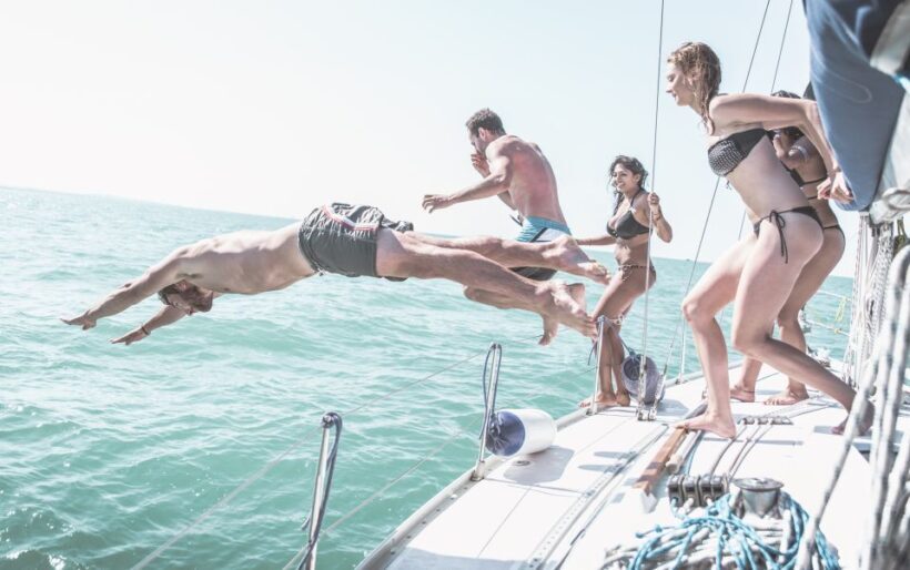 Mykonos: Delos and Rhenia Full-Day Sailing Cruise with Meal - The Small-Group Advantage