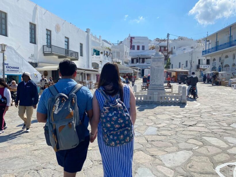 Mykonos: Old Town Private Treasure Hunt & Tour w/ Food Stops - Authentic Experiences and Highlights