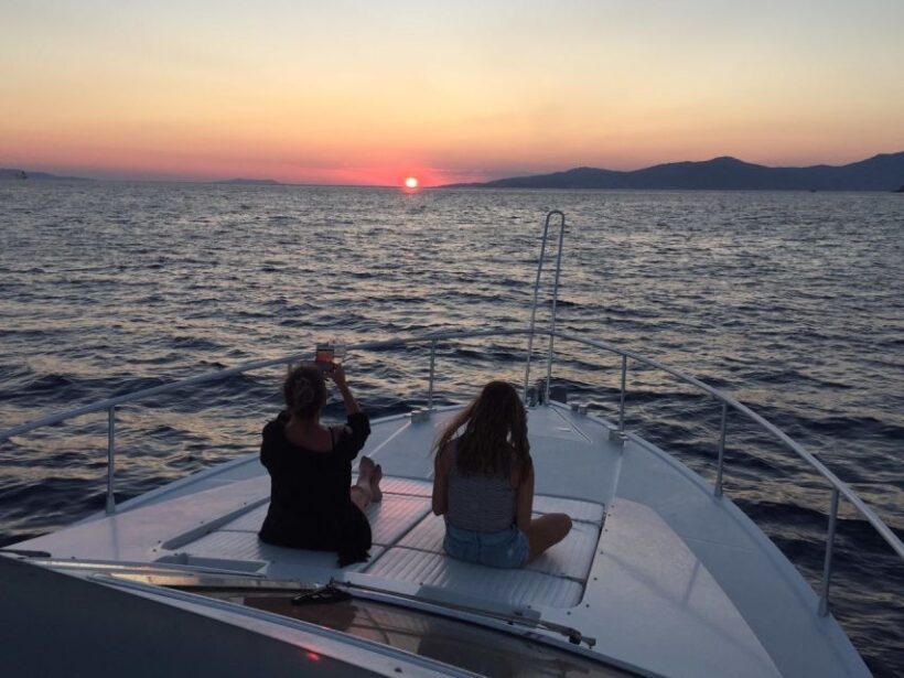 Mykonos: Private Aegean Sunset Cruise with Mykonian Platters - Mykonos: Private Aegean Sunset Cruise with Mykonian Platters