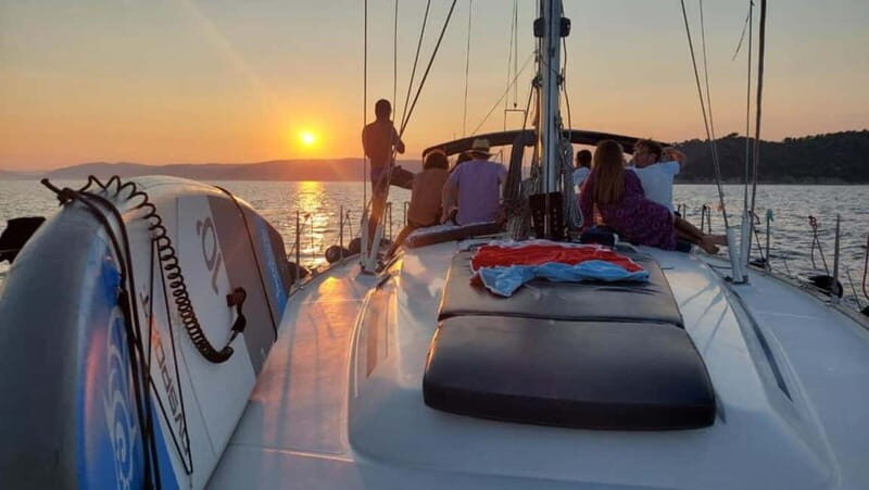 Mykonos: South Beaches Sailing Tour with Lunch and Transfers - Setting sail in Mykonos – what to expect