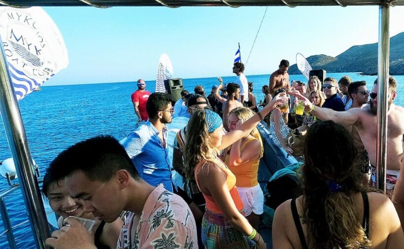 Mykonos: Sunset Boat Party with Open Bar & Live DJ - Practical Tips for Travelers