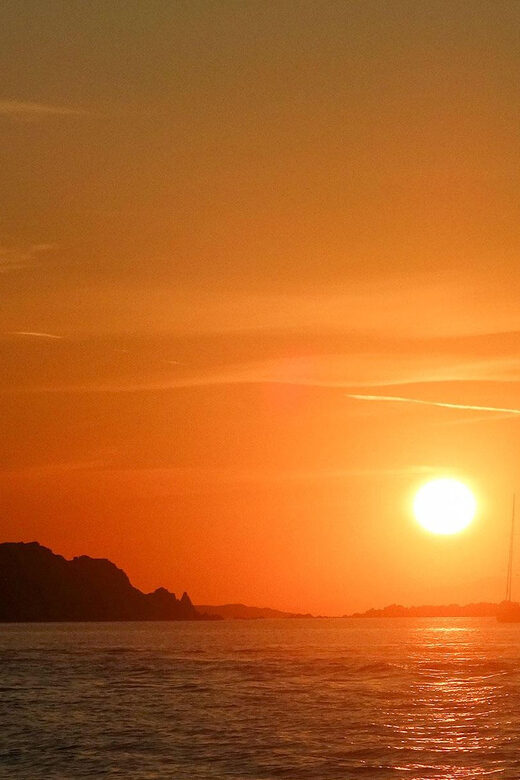 Mykonos Sunset Catamaran cruise with Transfer - Key Points