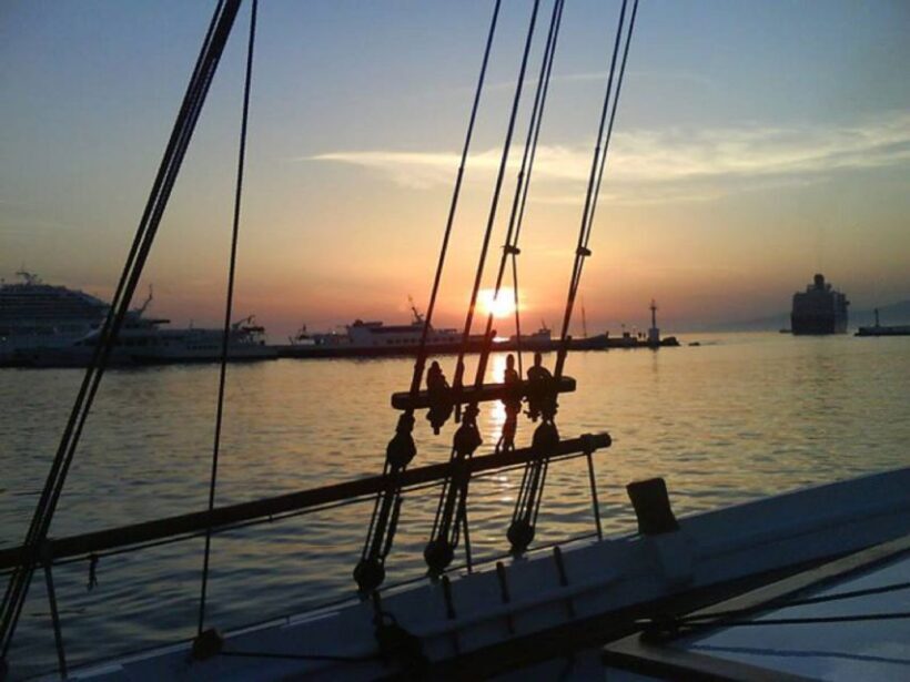Mykonos: Sunset Cruise with Drinks - Key Points