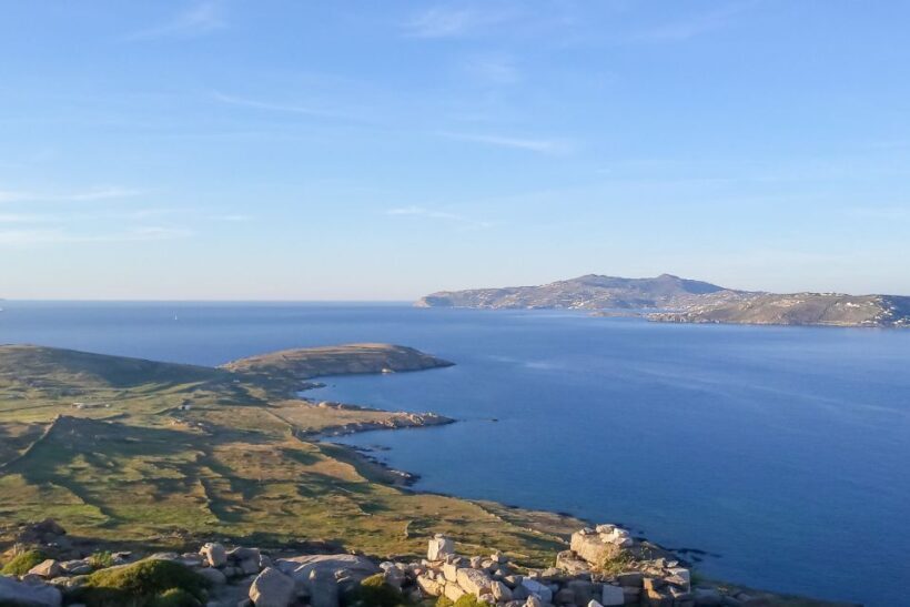 Mykonos: Yacht Cruise to Rhenia and Guided Tour of Delos - Discovering Delos: A Walk Through Ancient History