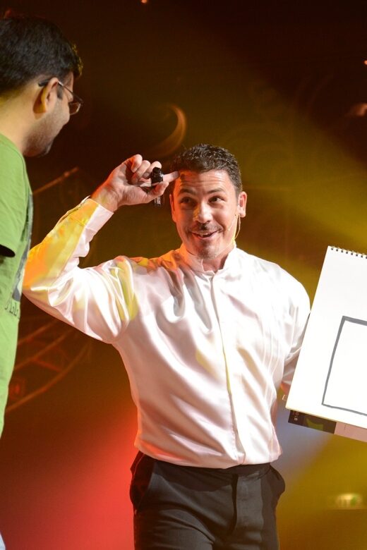 Myrtle Beach: Charles Bach Wonders Magic Show - What to Expect at the Charles Bach Wonders Magic Show
