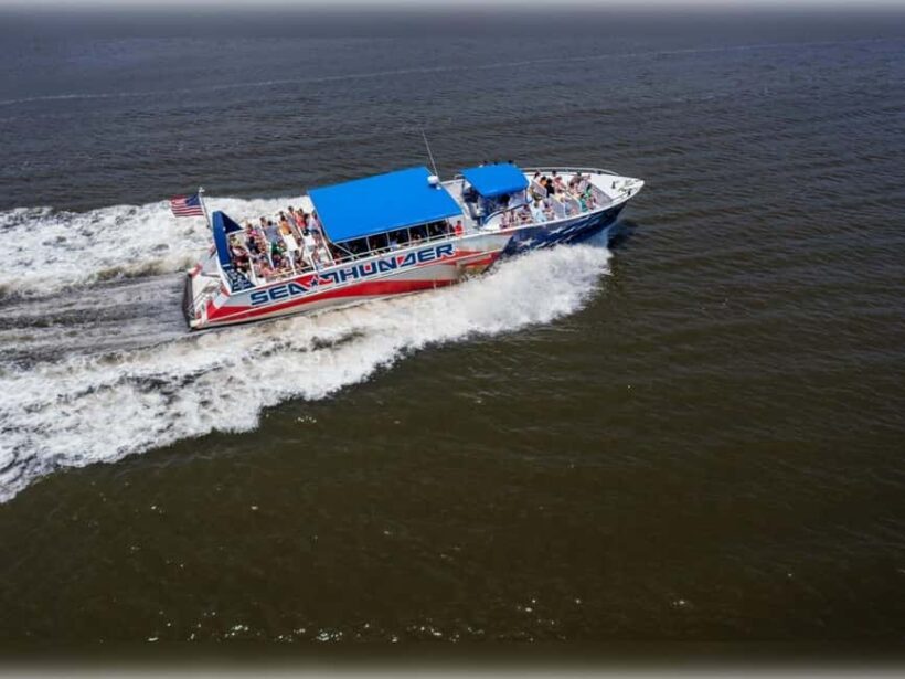 Myrtle Beach: Dolphin Cruise on the Sea Thunder - Key Points