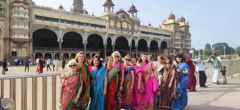 Mysore: Palace, Art Gallery & Devaraja Market Walking Tour - Practical Tips for the Tour